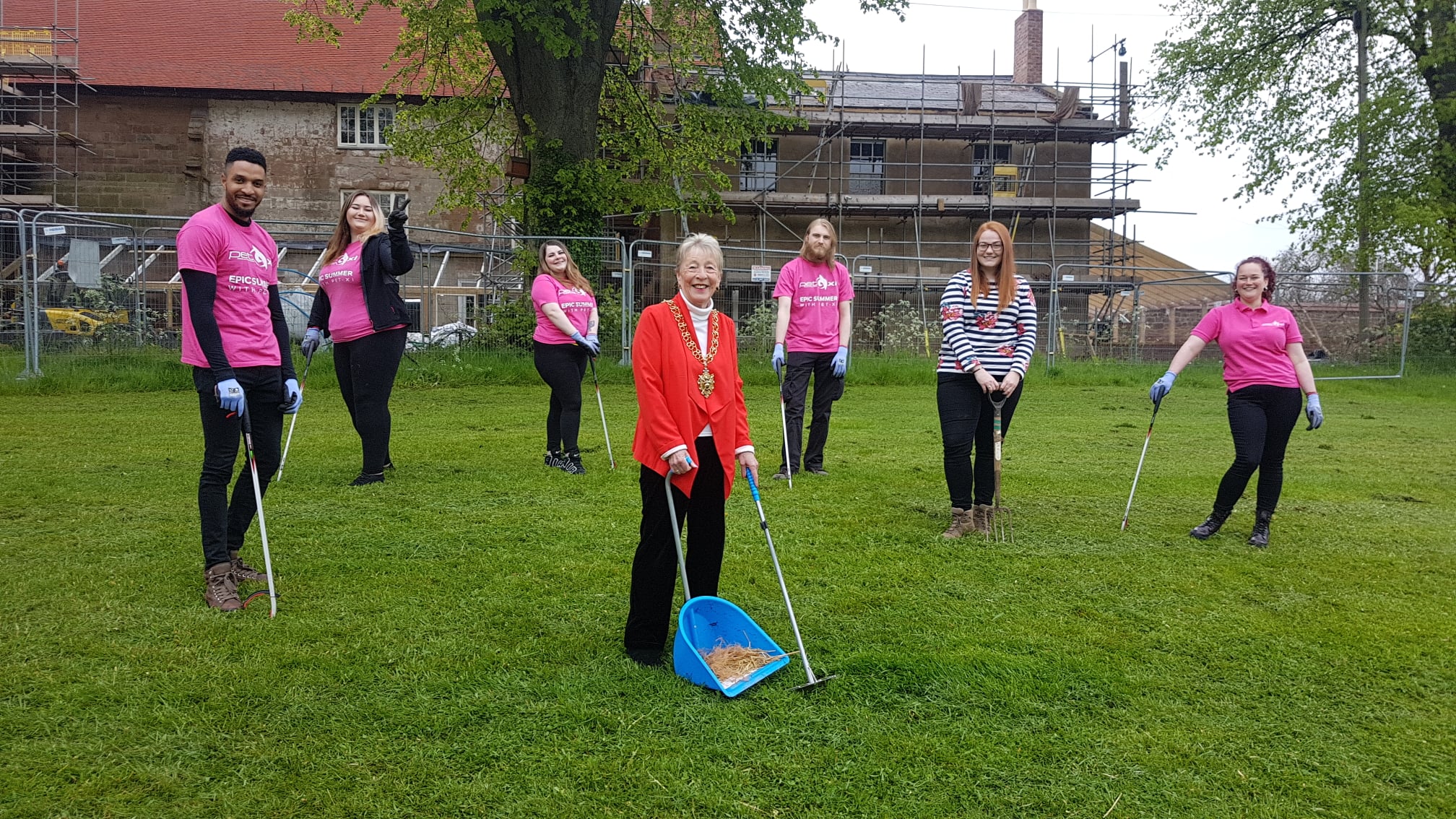 PET-Xi Training Jobseekers Volunteering project for young people in ...